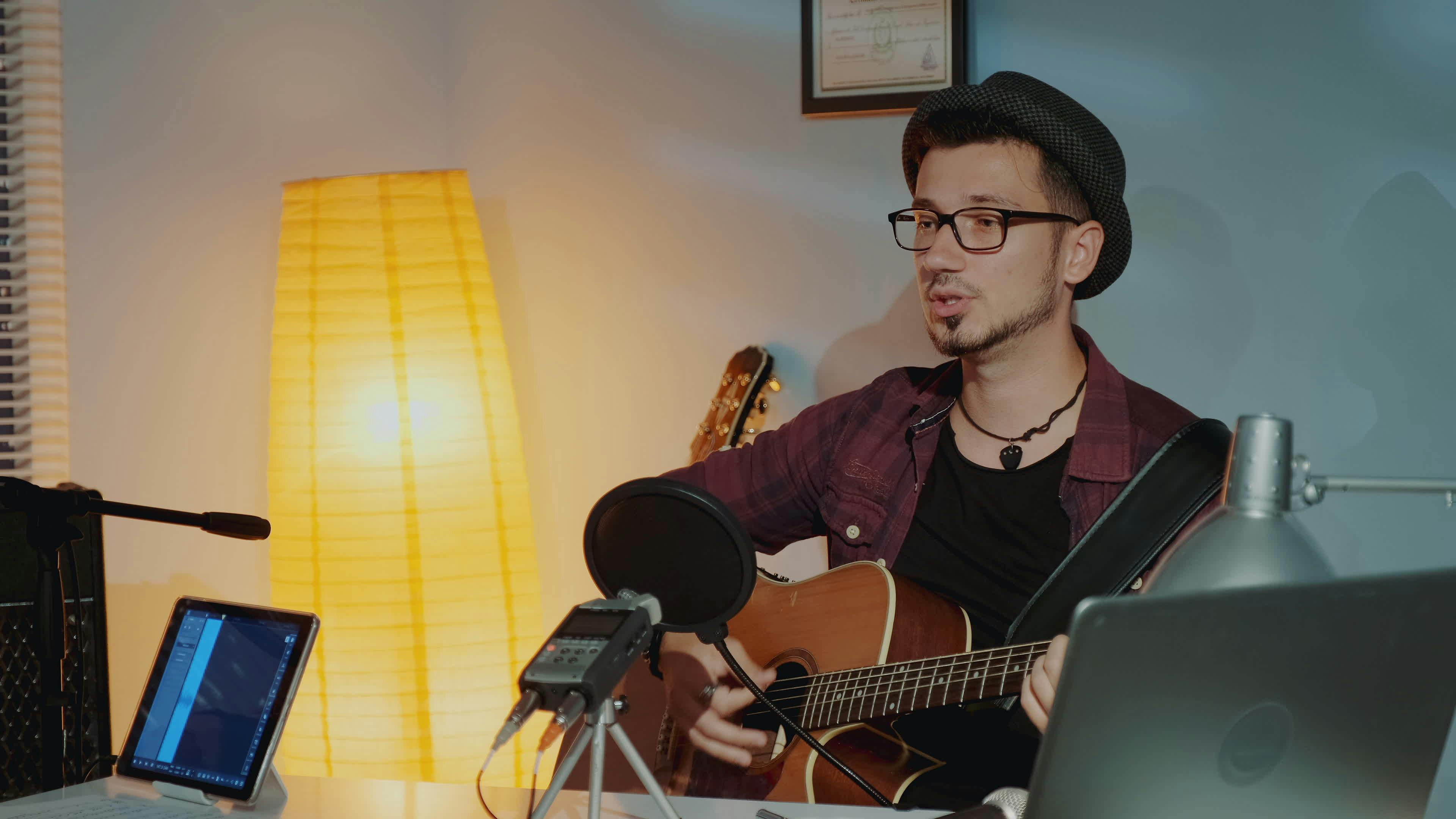 Discover home-recording, a story-driven footage | Artlist