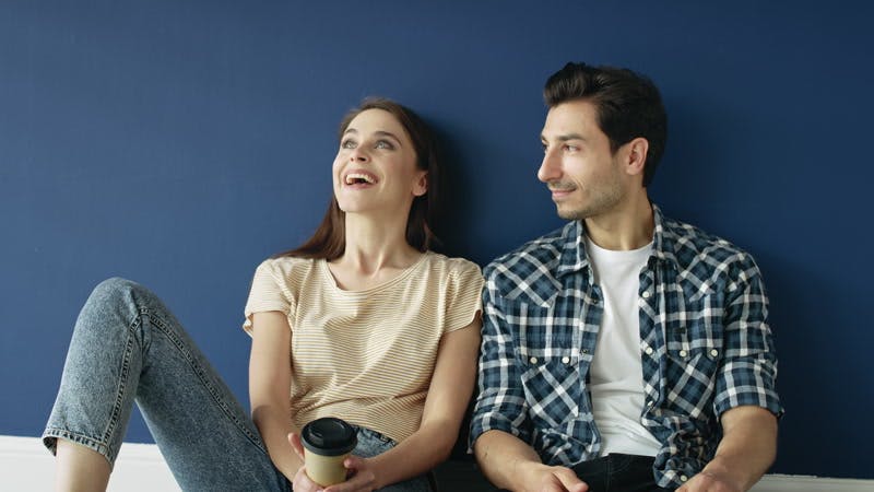 Blue Wall, Floor, Sitting, Talking by Gpoint Studio – Stock Footage | Artlist