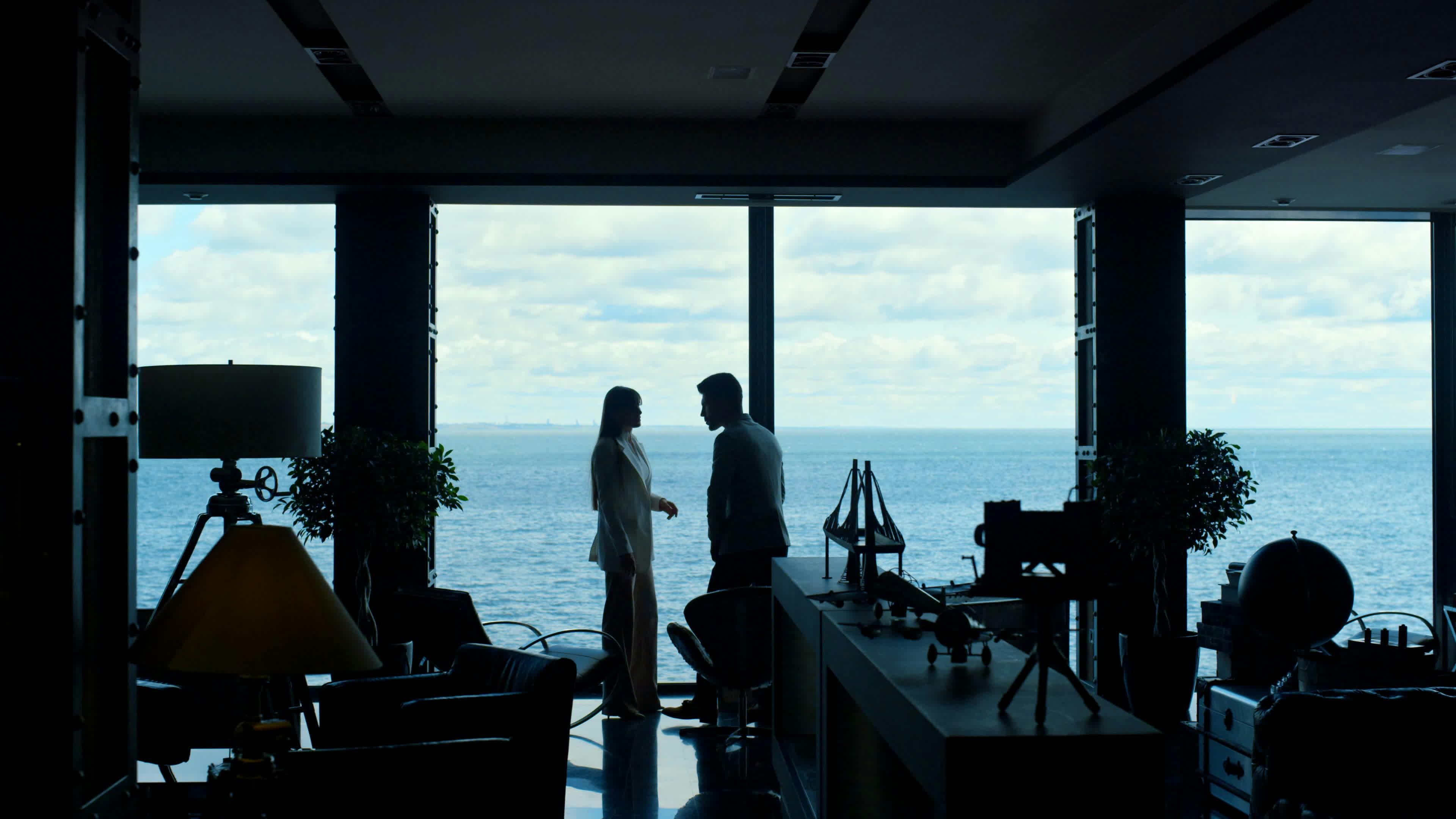 Discover bar-drinks-with-a-view, a story-driven footage | Artlist