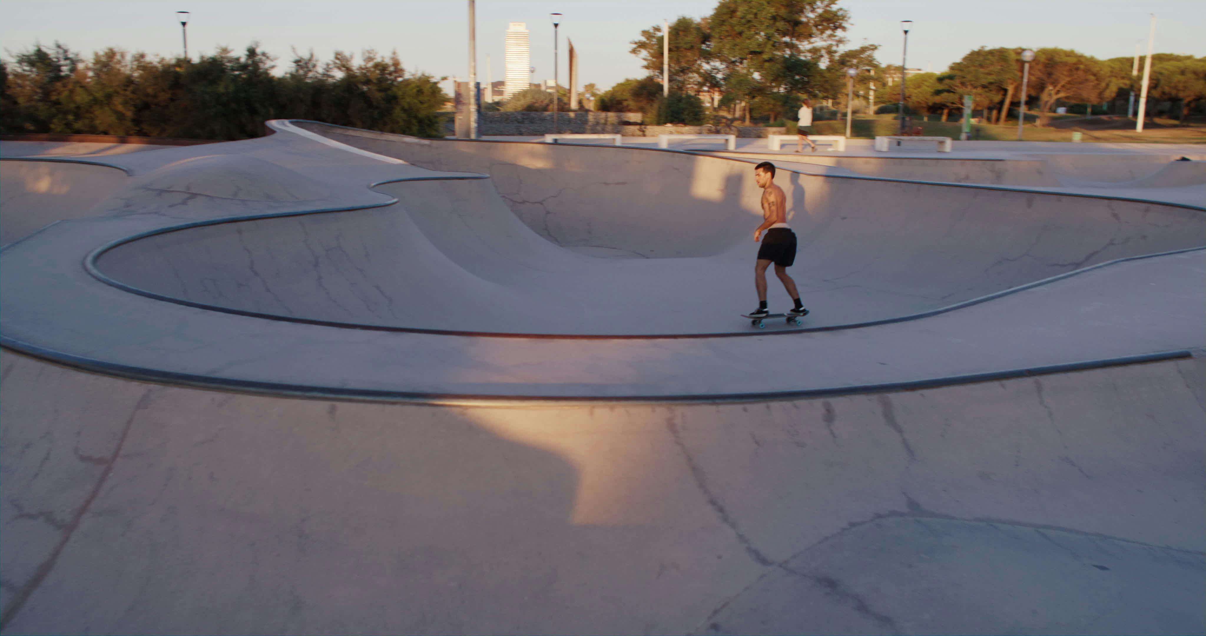 Discover extreme-skateboarding, a story-driven footage | Artlist