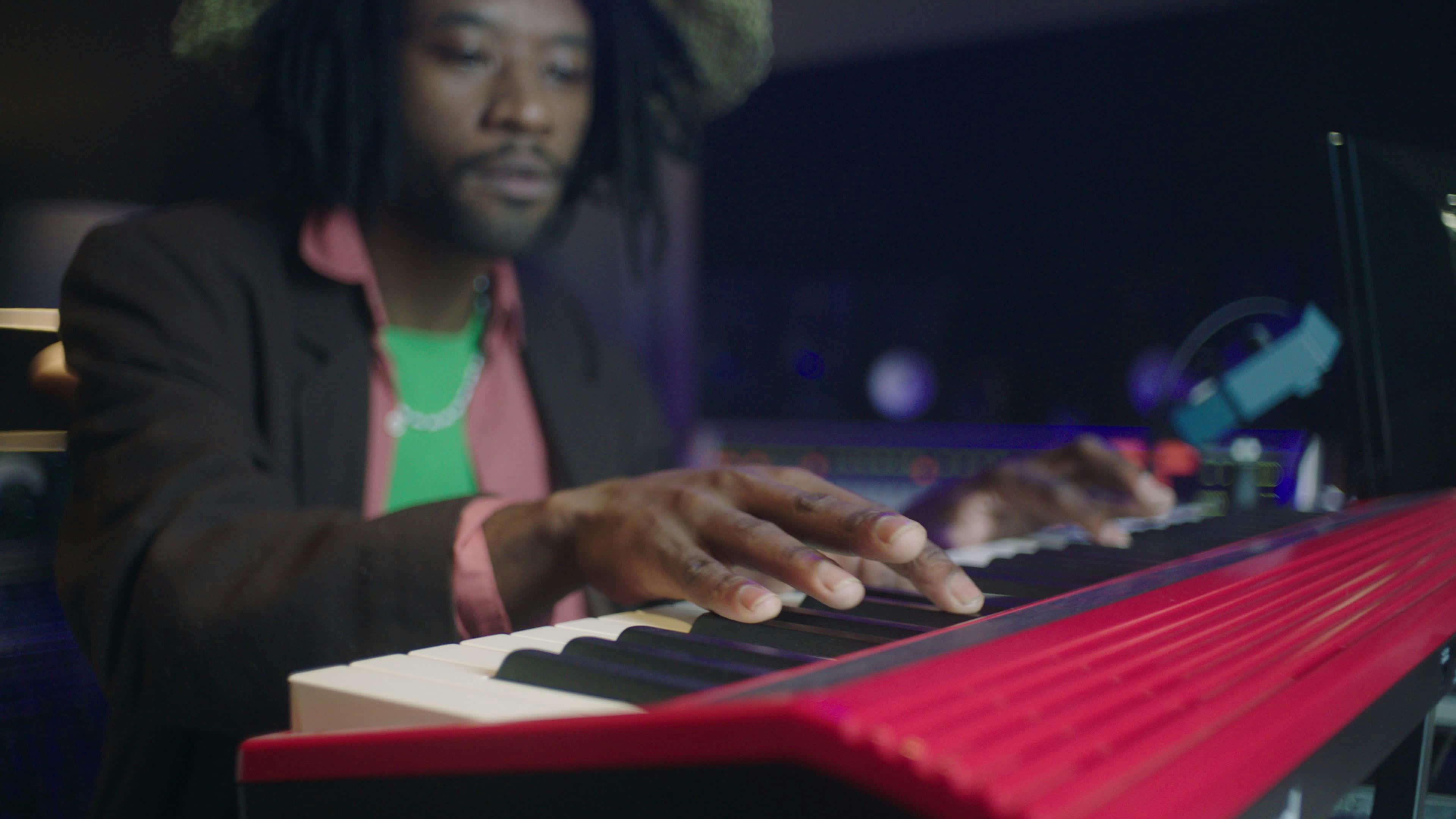 Discover reggae-band-in-the-studio, a story-driven footage | Artlist