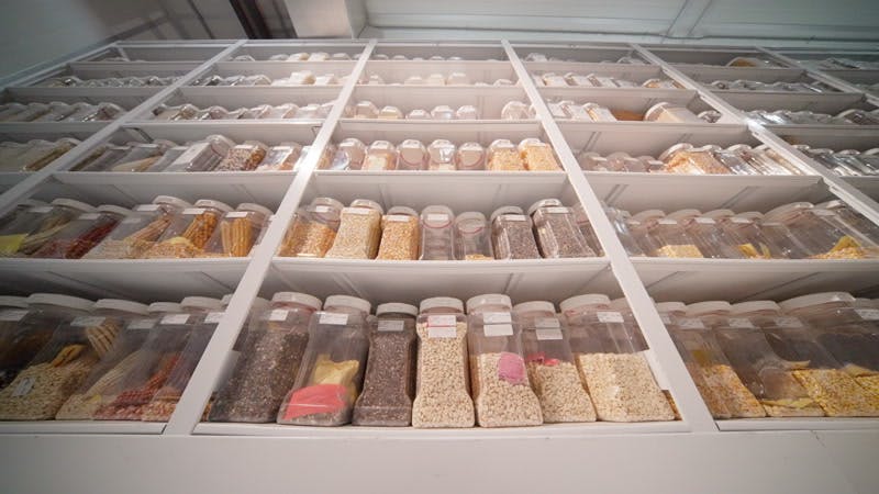 Food Storage, Corn, Kernels, Jars by Day's Edge Productions – Stock ...