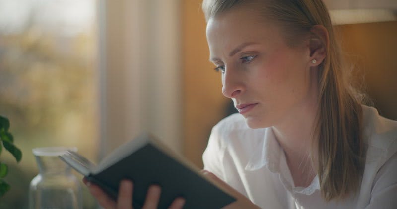 Reading, Architect, Woman, Planning by Film spirits – Stock Footage | Artlist