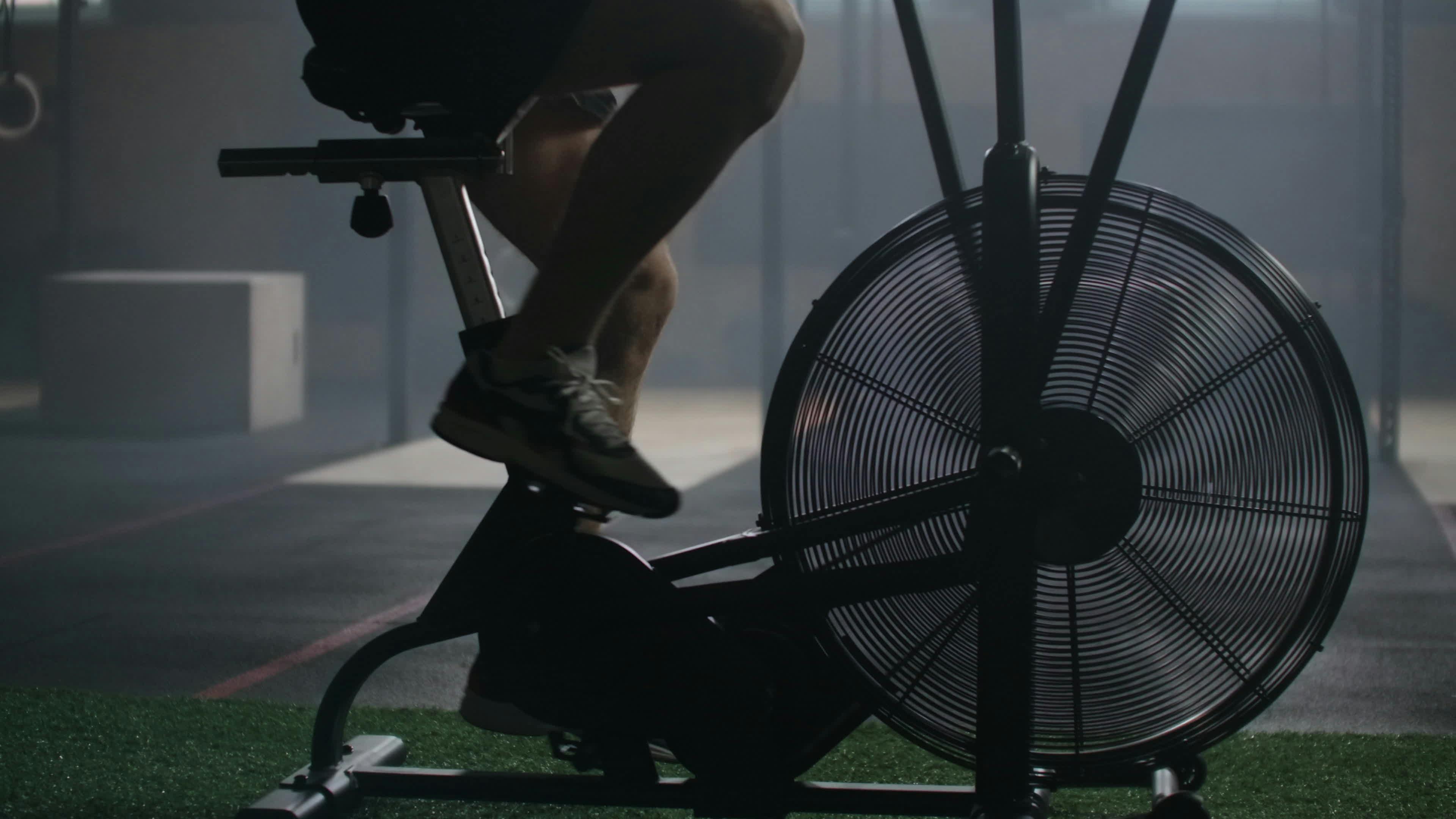 Discover getting-fit-at-the-gym, a story-driven footage | Artlist