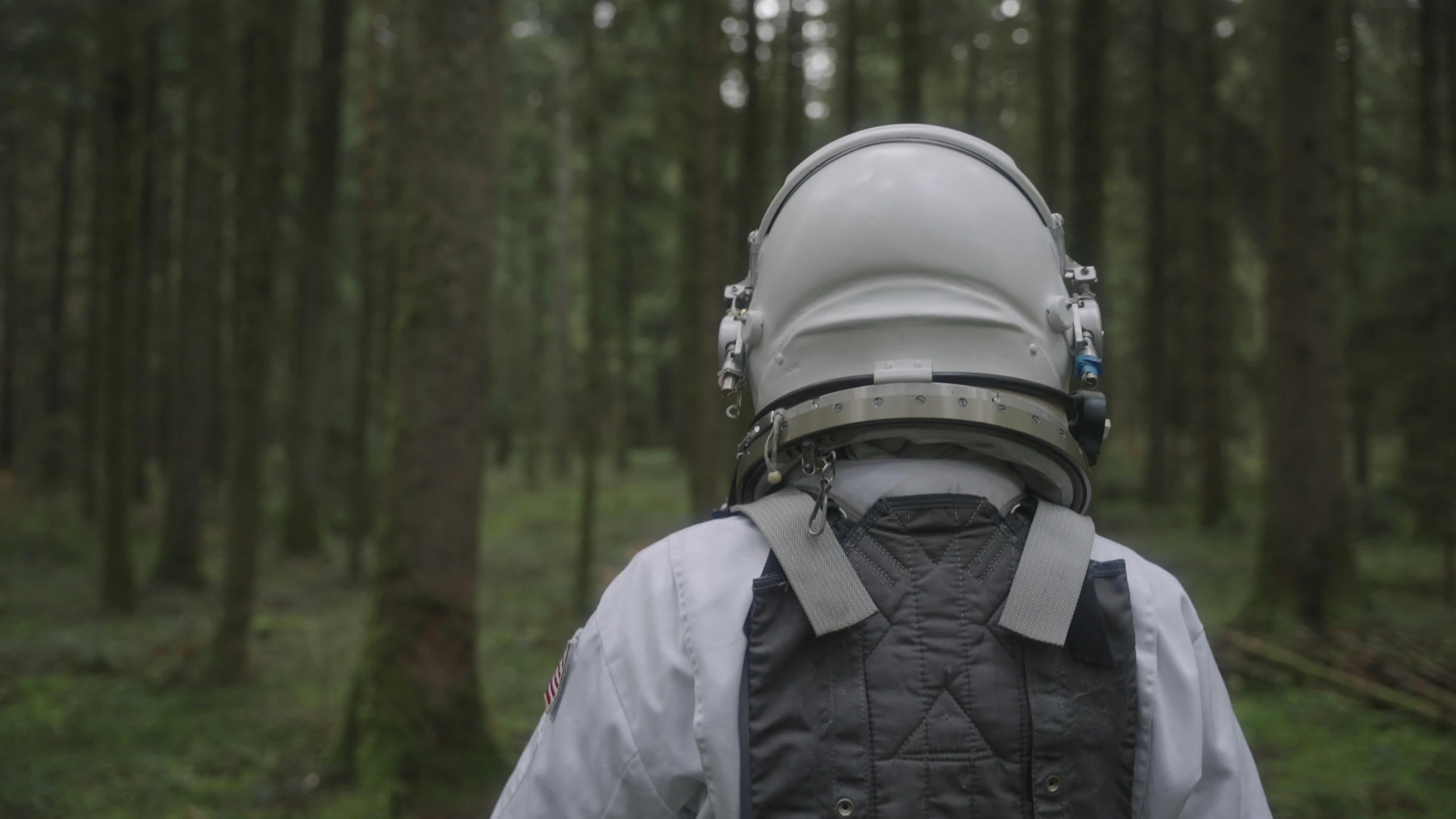 Discover lost-astronaut, a story-driven footage | Artlist