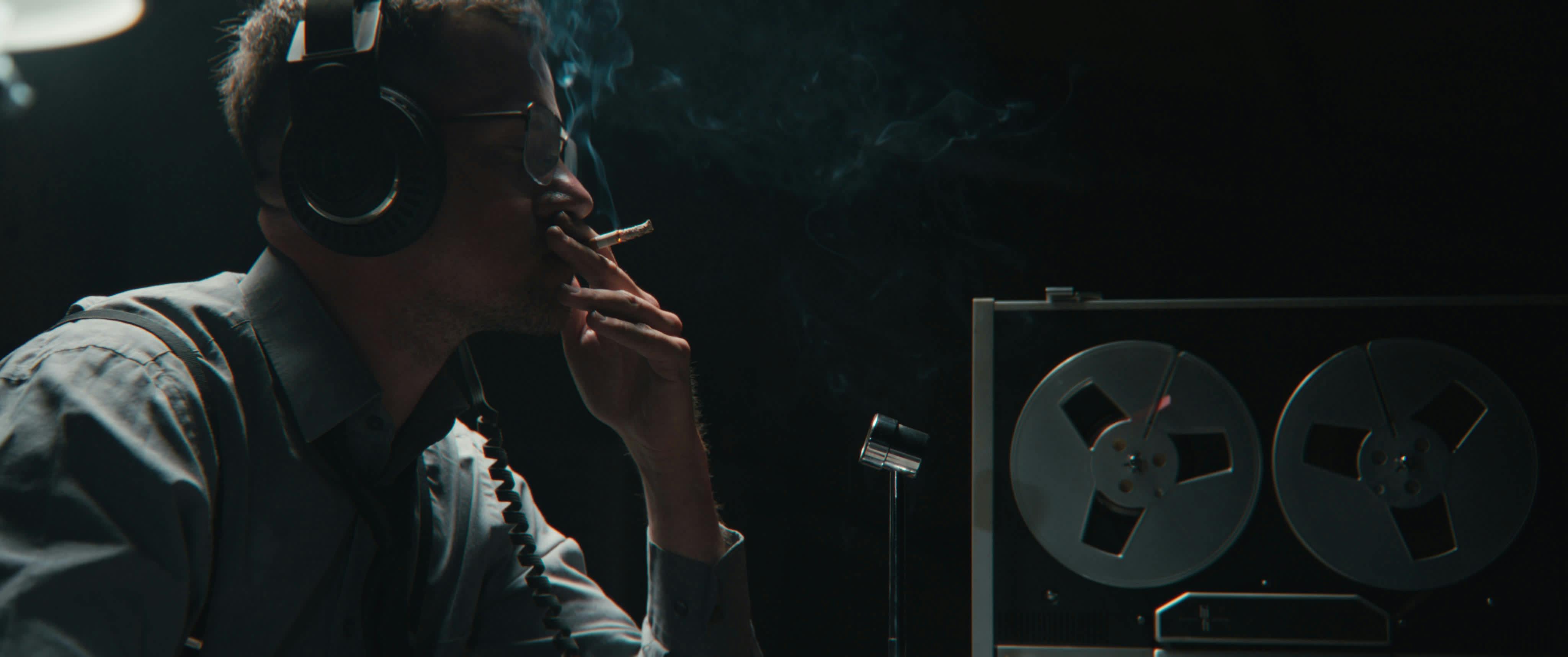 Discover the-wire, a story-driven footage | Artlist