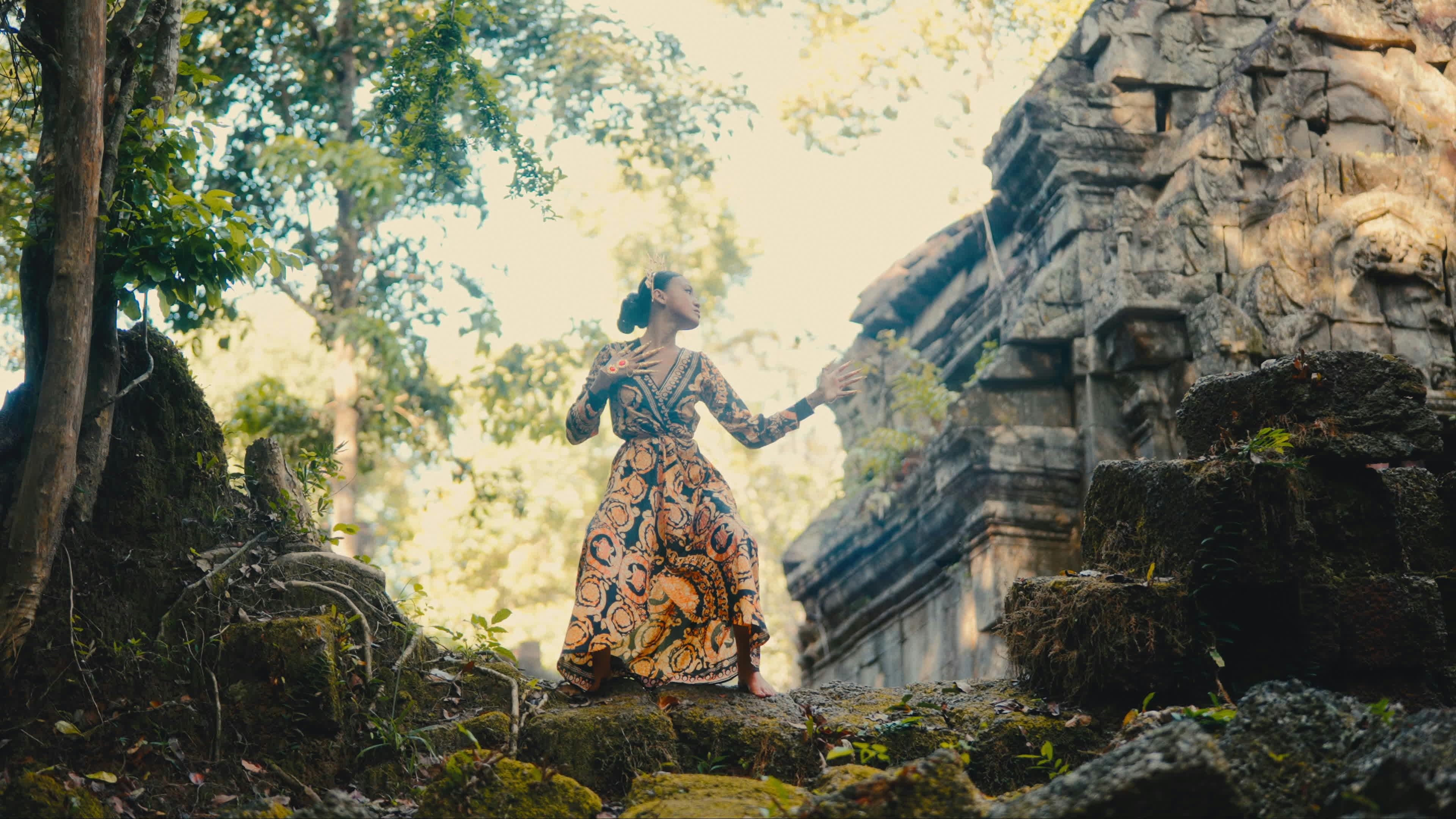 Discover lady-of-the-temple, a story-driven footage | Artlist