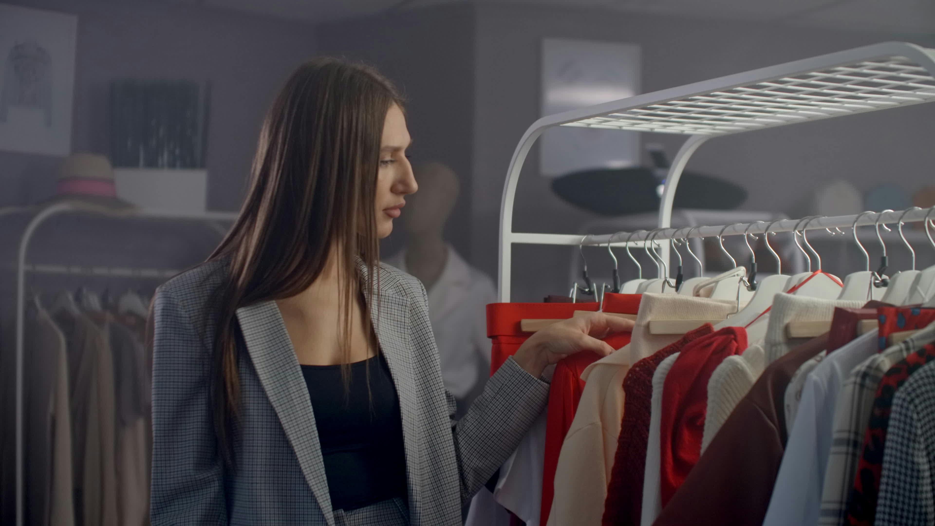 Discover woman-shopping, a story-driven footage | Artlist