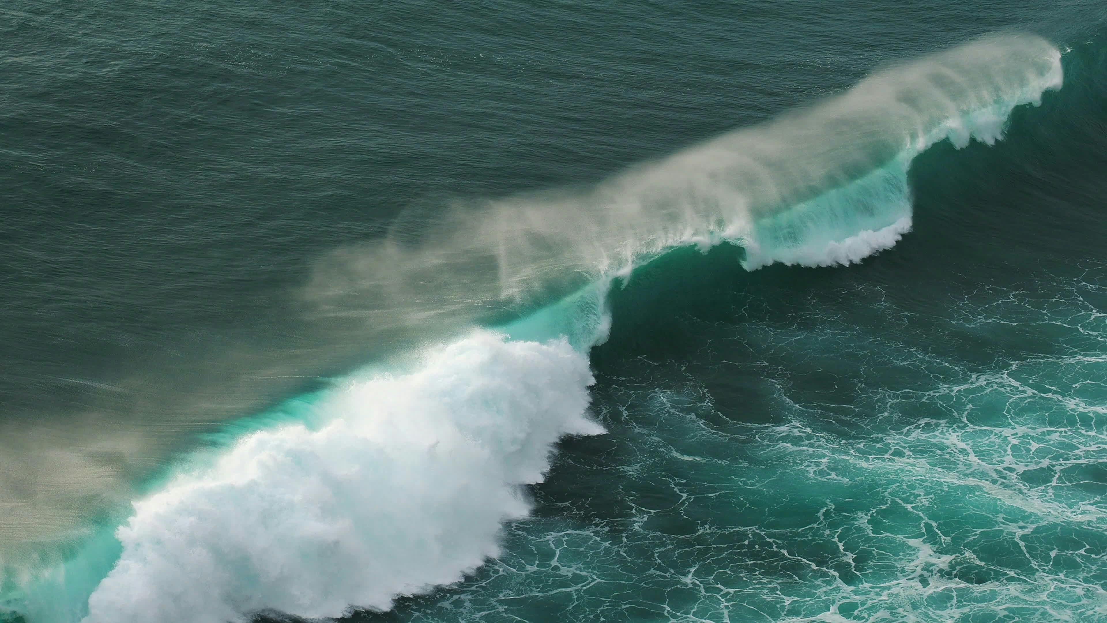Discover giant-ocean-waves, a story-driven footage | Artlist