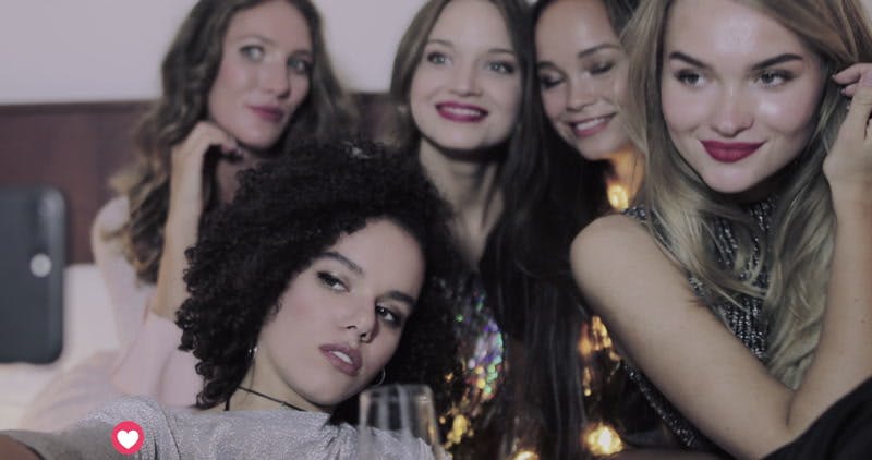 Love - Emotion, Heart Shape, Smart Phone, Social Media by Erwin de Boer – Stock Footage | Artlist