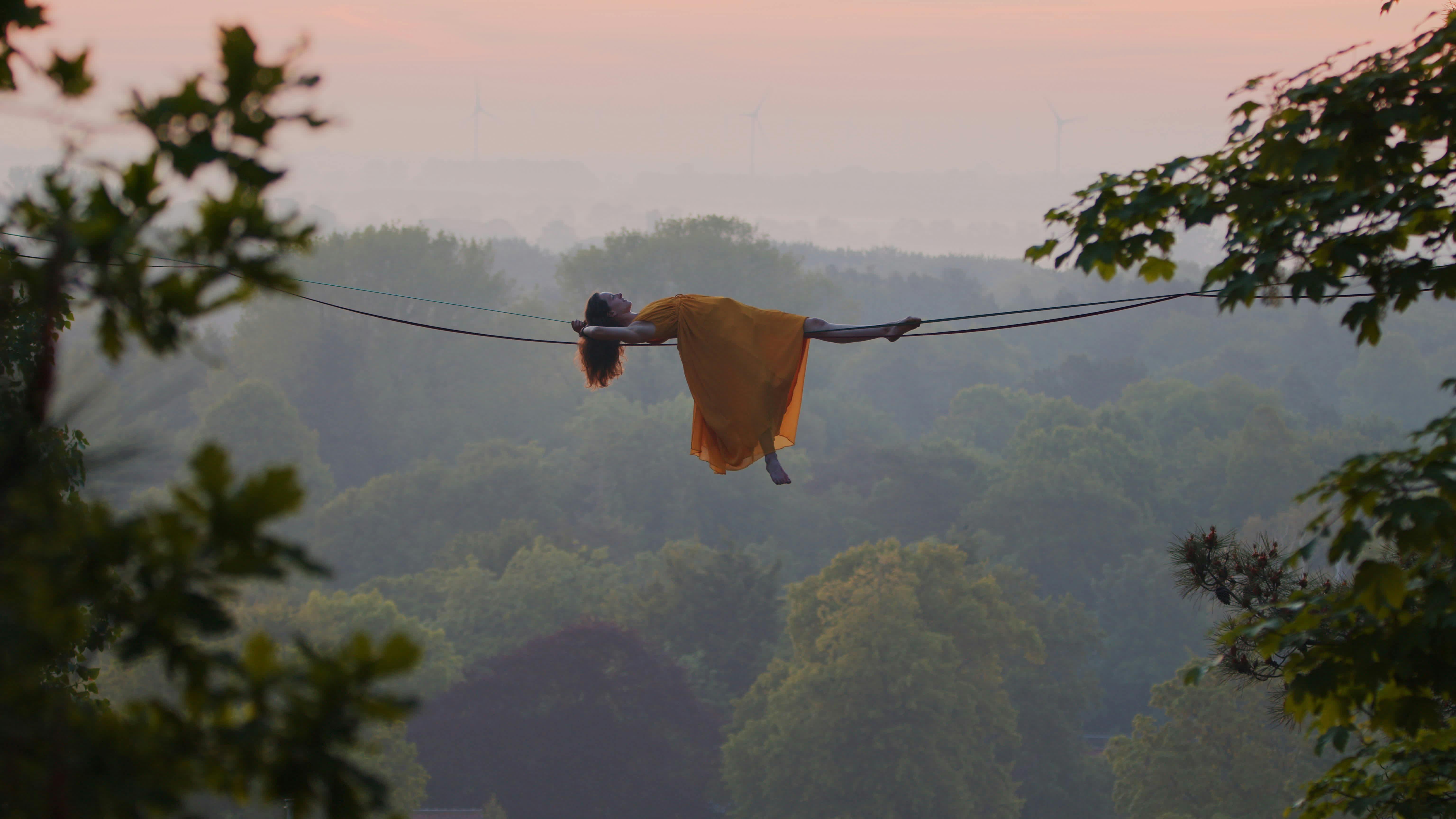 Discover sunset-highlining, a story-driven footage | Artlist